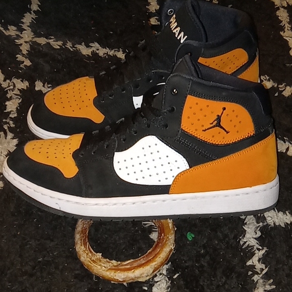 Jordan | Shoes | Nike Jordan Jump Man Mids | Poshmark